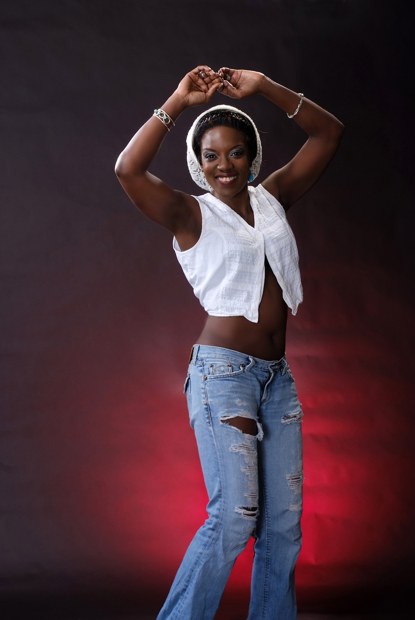 LaRae – World Music Entertainment
